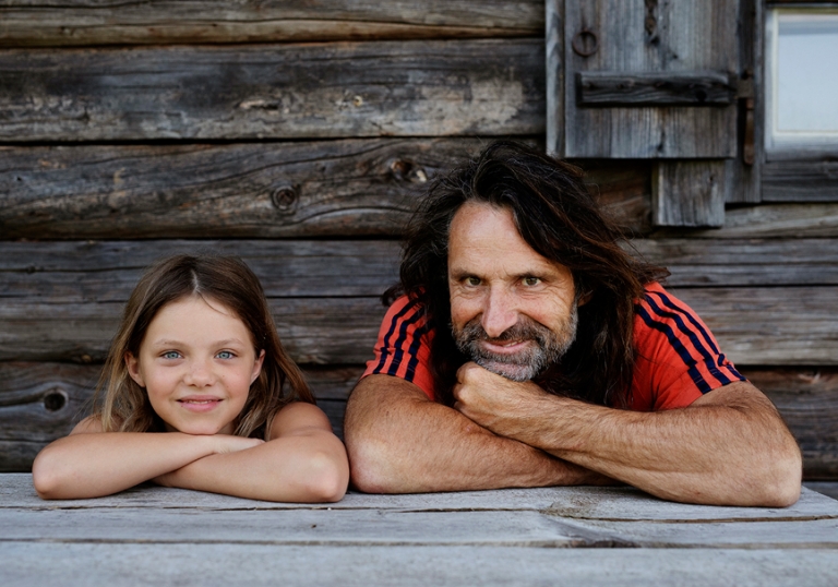 Simon Koy — Alexander Huber mit seiner Tochter /eltern family