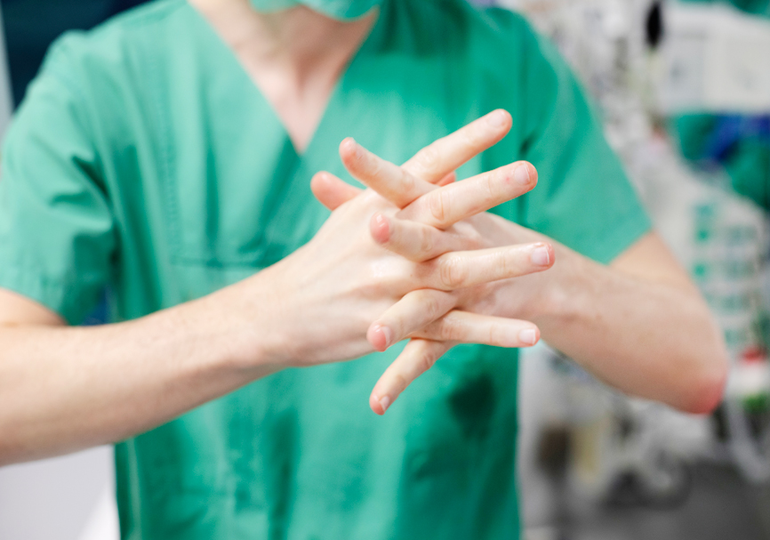 Simon Koy — Reportage über Operationen / Stern